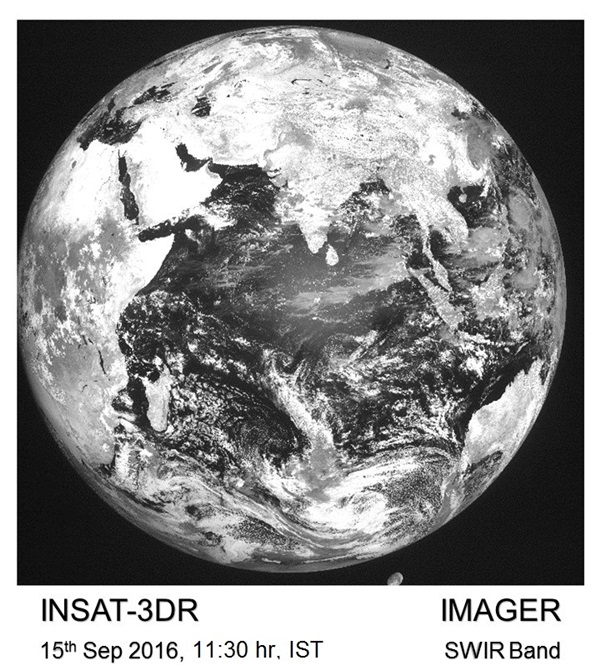 Check out the first image taken by INSAT-3DR, it’s beautiful! - Science ...
