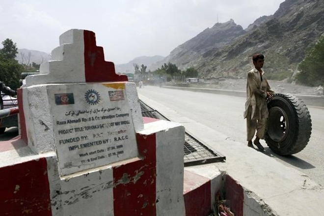 Pakistan-Afghanistan Friendship Gate at Chaman border to reopen today ...