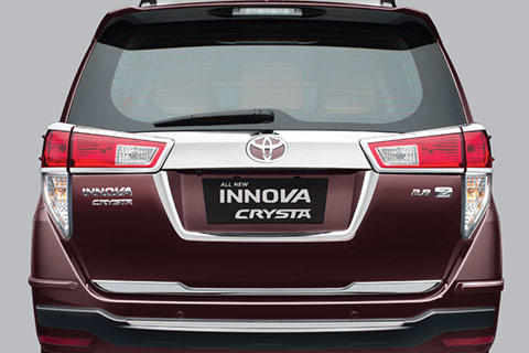 Toyota innova-crysta Cars Price in India 2022: Toyota innova-crysta ...