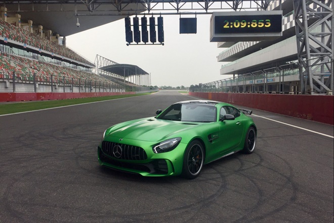 Mercedes-AMG GT R becomes the fastest production car to lap the Buddh ...