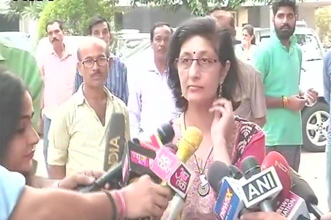 Aarushi Talwar murder case verdict Live Updates: Rajesh Talwar, Nupur ...