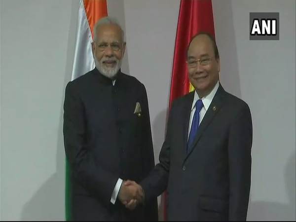 Live ASEAN summit in Manila: PM Narendra Modi departs for India from ...