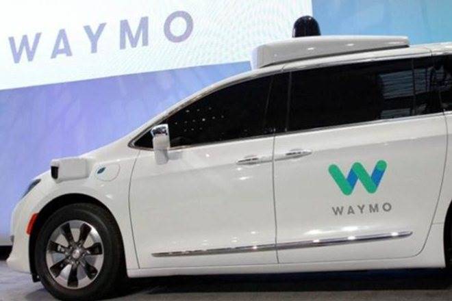 Waymo expands Chrysler Self-Driving Fleet by 100 times to 62,000 - Car ...