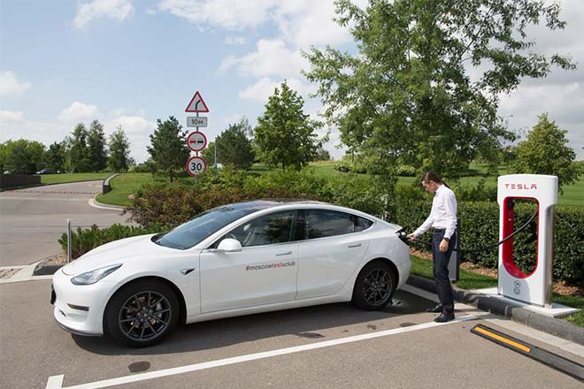 Panasonic to Tesla’s rescue: Helps solve ‘Production hell’ problems ...