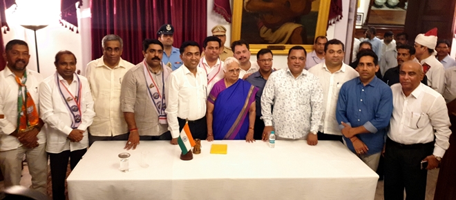 Goa government formation LIVE updates: Manohar Parrikar’s trusted man ...