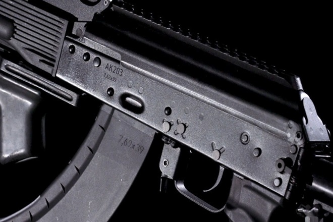 1 सेकंड में दुश्मनों पर झोंक देगी 10 बुलेट, जानिए कितनी घातक है मेड इन ...