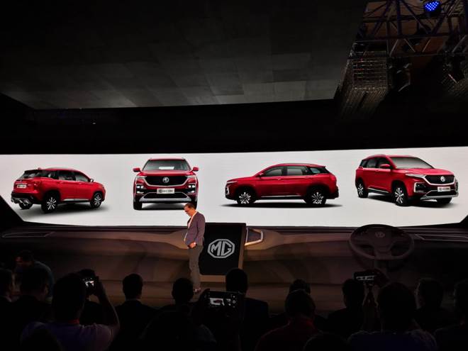 MG Hector SUV smart connectivity features: Largest infotainment touch ...