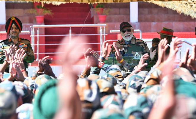PM Modi celebrates Diwali with soldiers along LoC in Rajouri – see pics ...