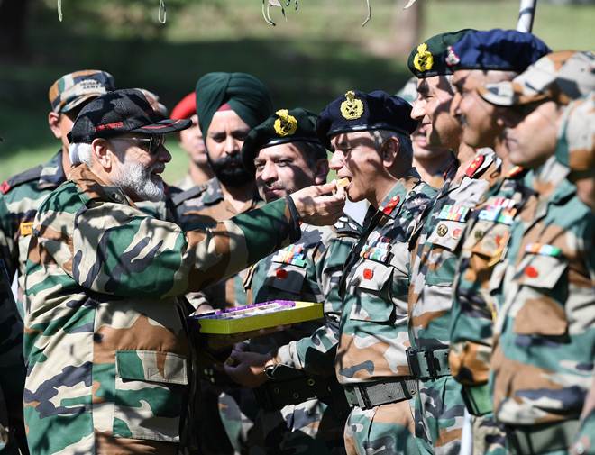 PM Modi celebrates Diwali with soldiers along LoC in Rajouri – see pics ...