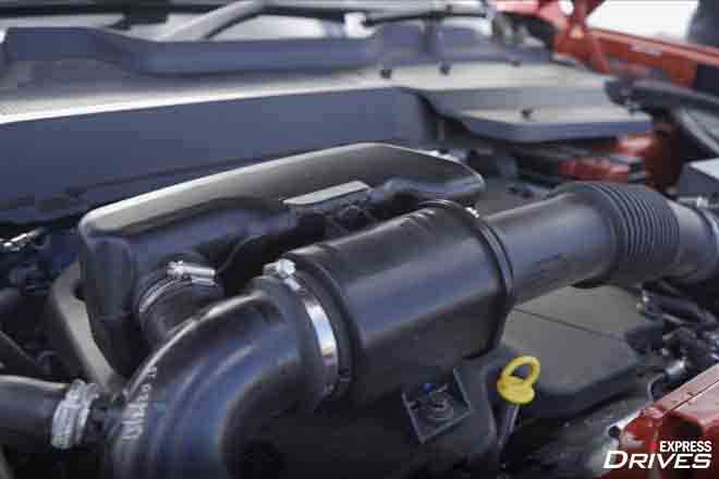 2020 Tata Harrier BS6 review in pictures: Interior, features, engine ...